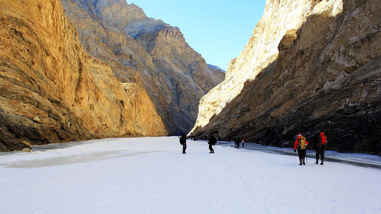 15 reasons to do the Chadar Trek - Tripologer